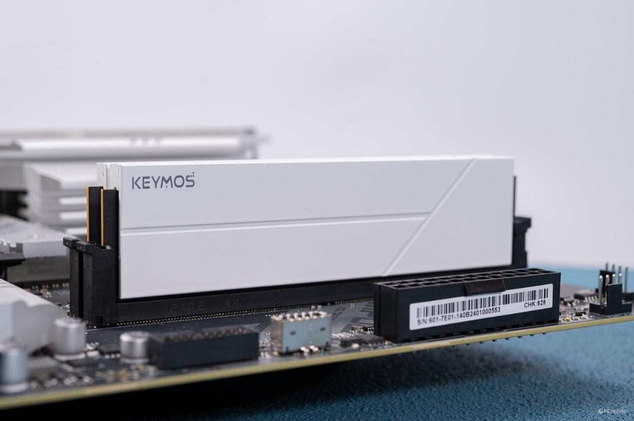 C28时序，更能超8000+MHz性能：KEYMOS科摩思承影机甲DDR5电竞内存评测-太平洋科技